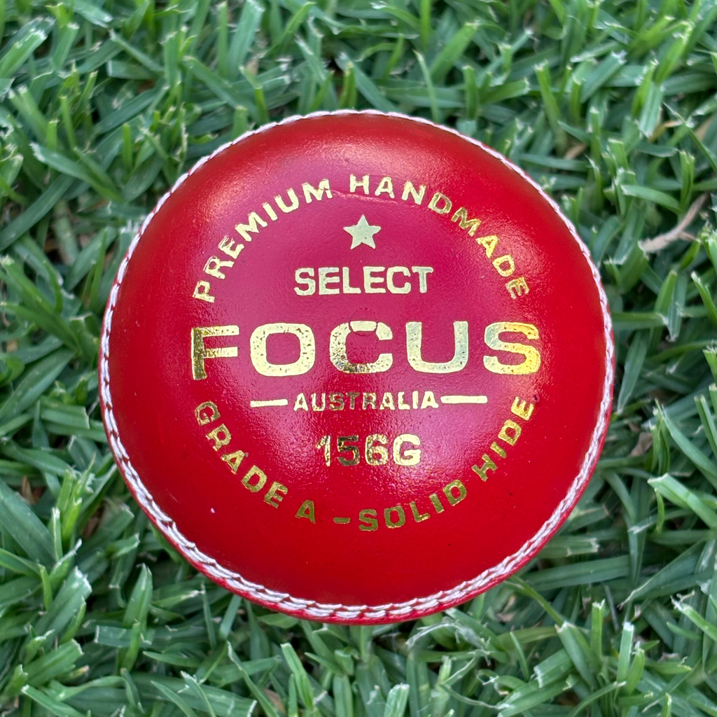 Select Series 142g 2pc White Cricket Balls | Focus Cricket
